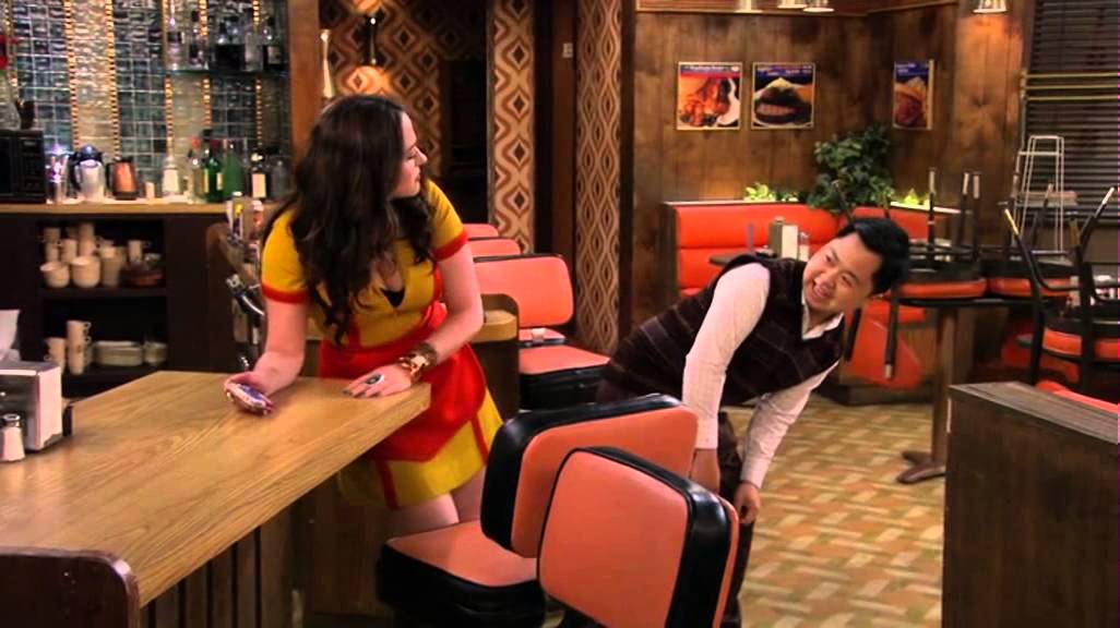 2 Broke Girls Maxy Maxy Maxy - YouTube