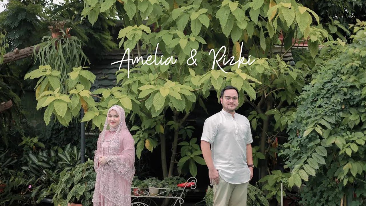 Cinematic Highlight Engagement of Amelia & Rizki - YouTube