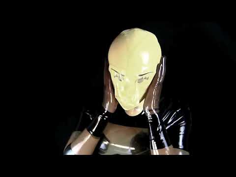 breathe play || latex gas mask || self breathe play