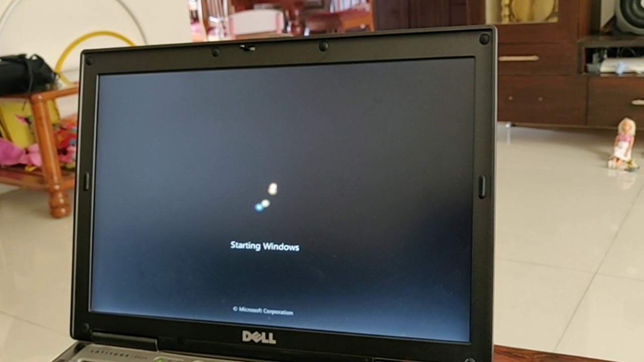 Dell Latitude D620 with SSD booting Windows 7 - YouTube