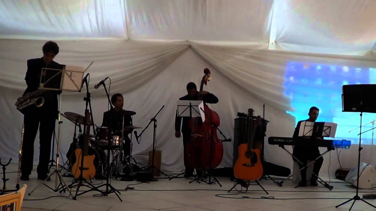 D' Vini Band ao Vivo All of Me - YouTube