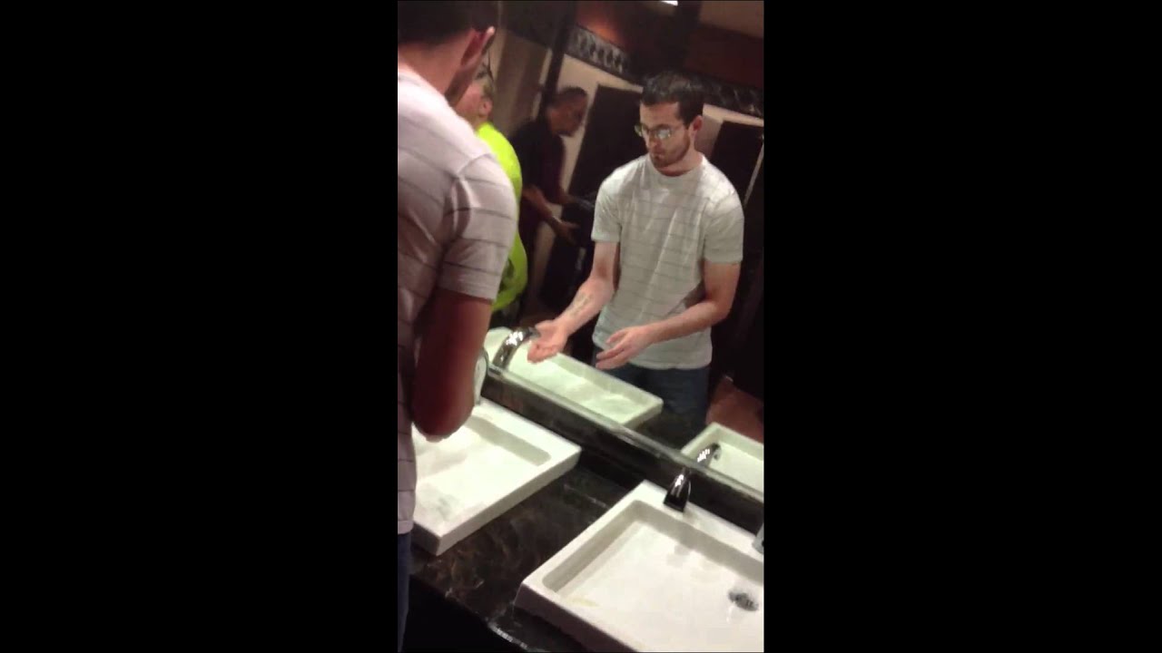 Guy punched In The Face Has A Broken Nose - YouTube