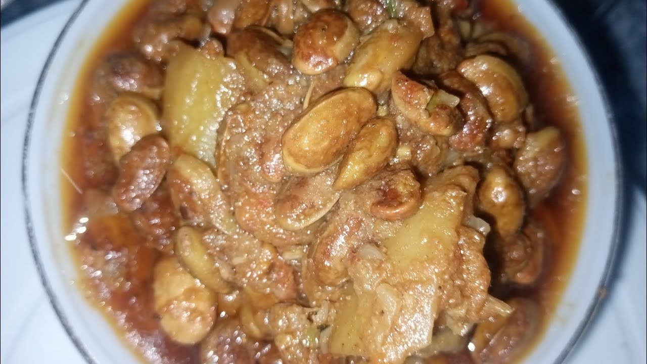 ALOO SEM KI PHALI RECIPE/آلو سیم کی پھلی یا دانے کی ریسیپی روایتی انداز ...