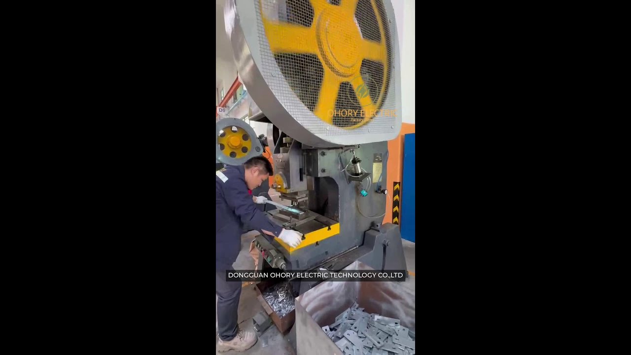 pre galvanized stainless steel cable tray ventilated trough 50mm for ...