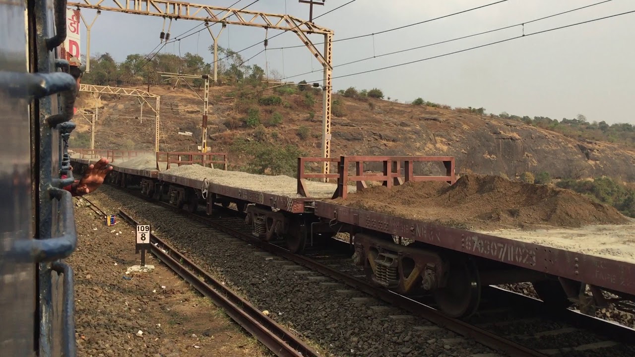 TWIN WCAM/3 LOCOS LEADING FLAT BED MAINTENANCE RAKES.... - YouTube