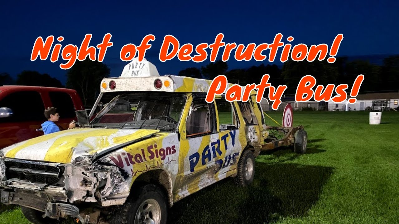 Demolition Derby Trailer Race 2020 - YouTube