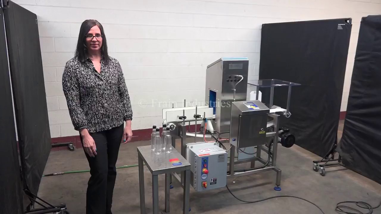 Lock Automatic Inline Stainless Steel Metal Detector Demonstration ...