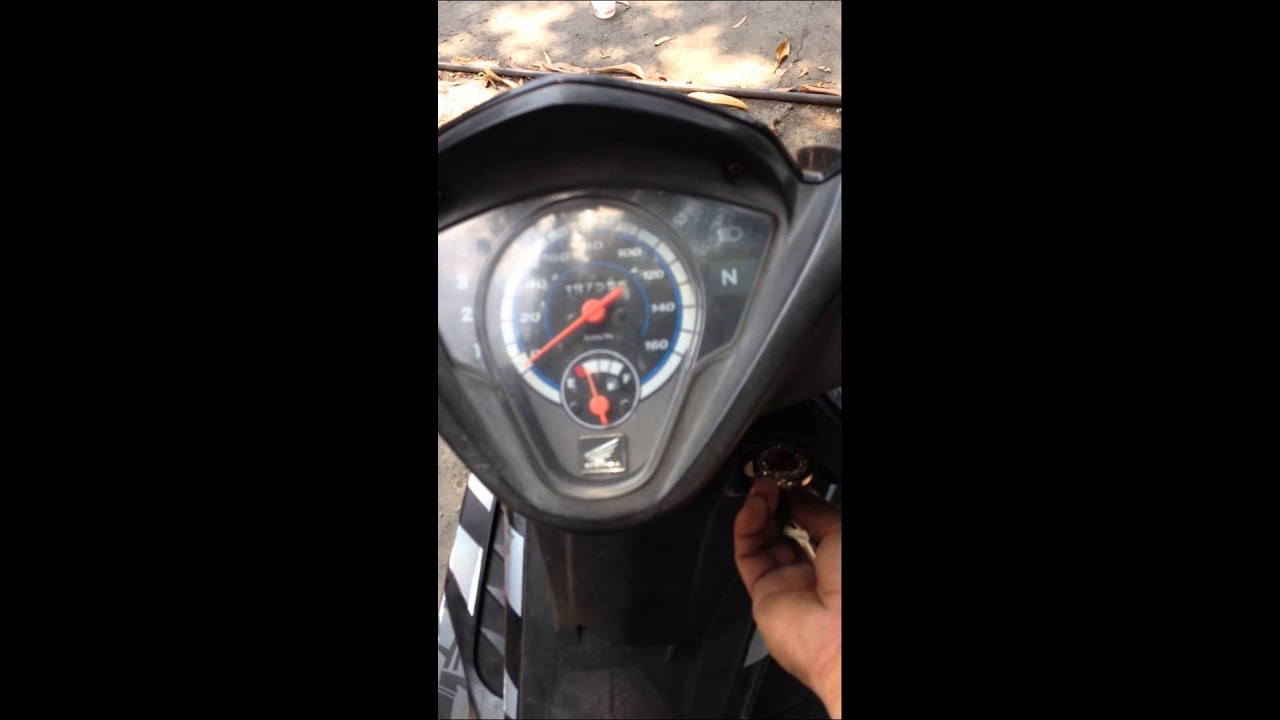 Honda wave dash usb key :) - YouTube