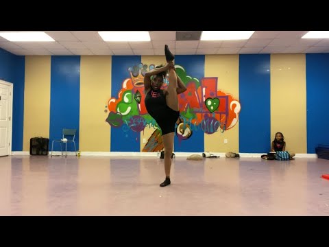 MAJORETTE TUTORIAL 🔥 ( FULL DETAILS ) ‼️‼️ (MUSTWATCH) - YouTube