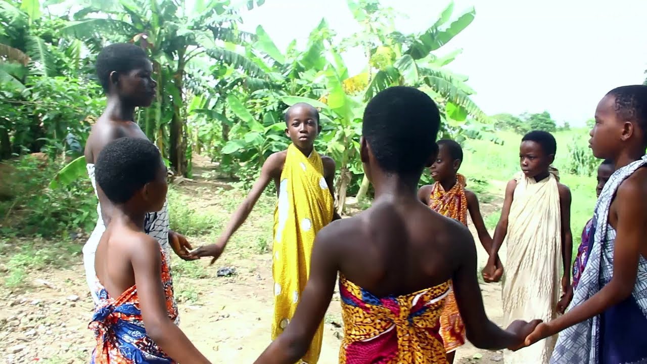 ROBERT is one of old Ghanaian children play games when you lough you ...