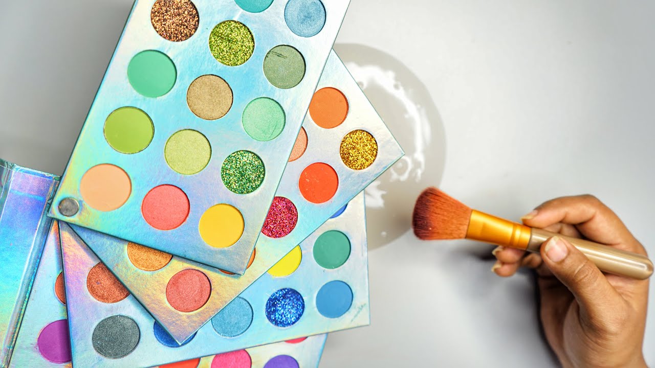 Slime Coloring With Makeup| Mixing Blue Eyeshadow Palette into Clear ...
