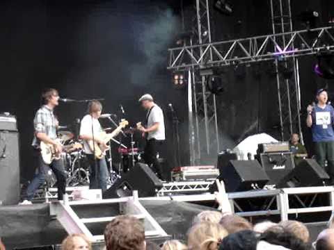 Pavement - Range life - Way Out West 2010 - YouTube