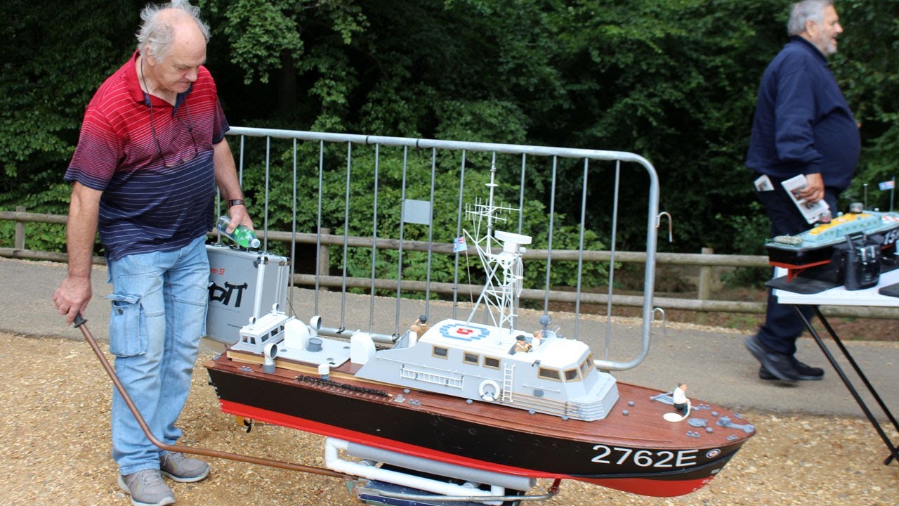 RAF Target Towing Launch | 1/12 scale | Black Park MBC 2022 - YouTube