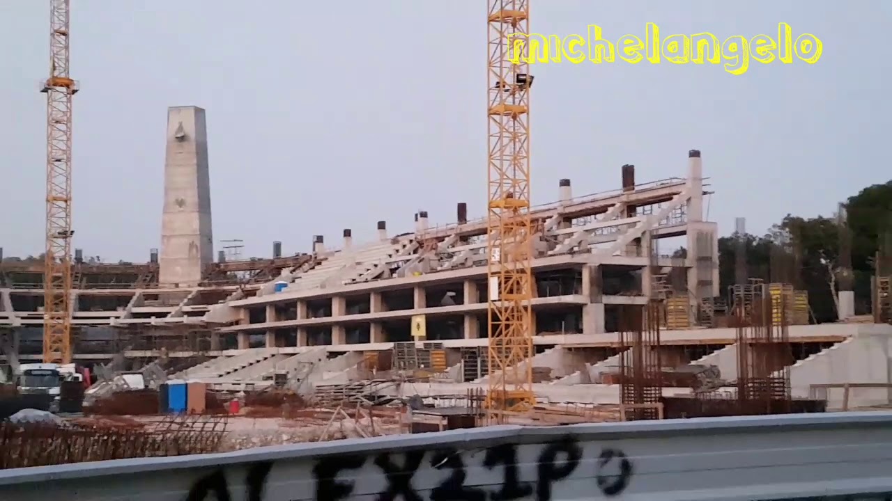 ΟΛΟΙ ΣΤΟ ΝΑΟ ΕΧΟΥΝ ΓΙΑ ΘΕΟ ΤΟ ΔΙΚΕΦΑΛΟ!! - YouTube