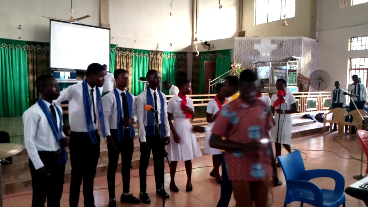 WESLEY SENIOR HIGH SCHOOL - KONONGO ----- HALLELUJAH PRAISE - YouTube