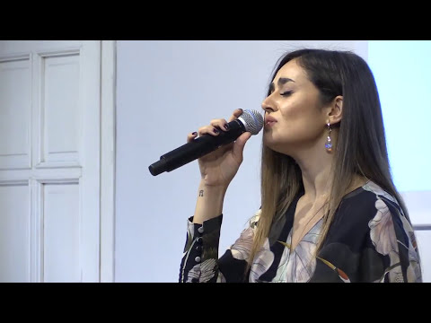Elif Buse Doğan - Bir Fırtına Tuttu Bizi