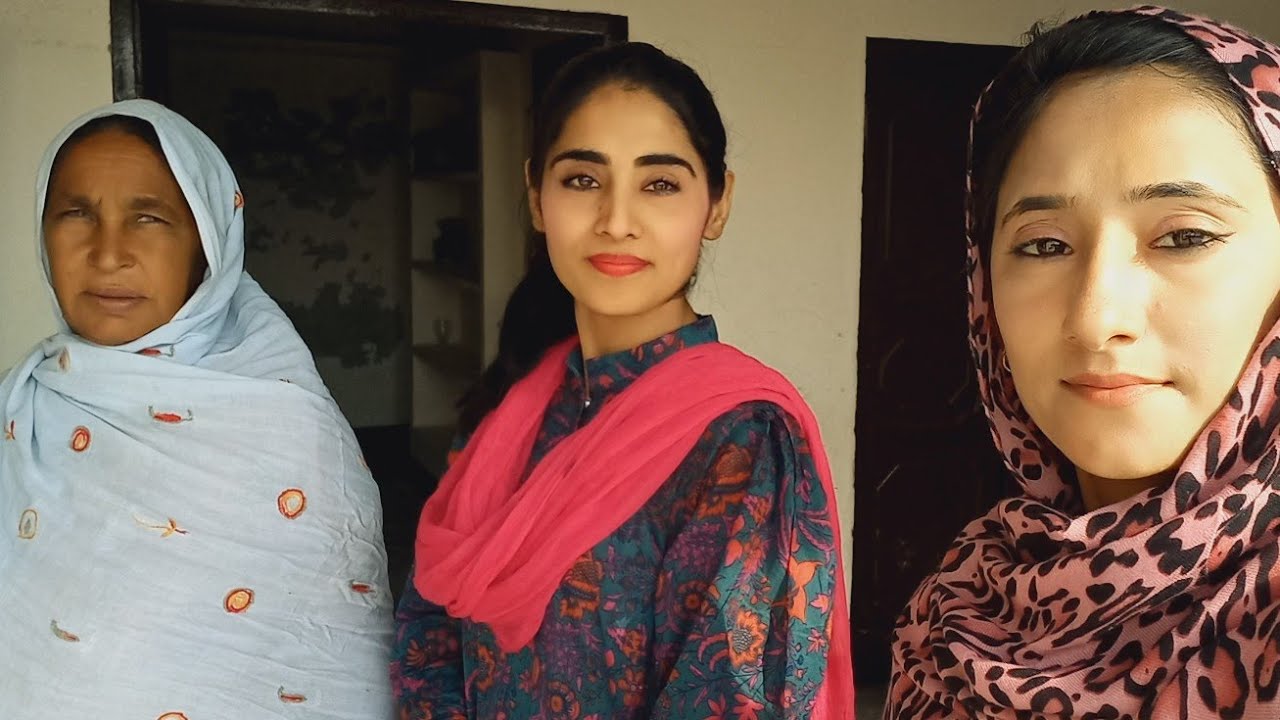 iram Mari kiya lagte ha ammi ji sab is video Mein batiya diya 😭😭 - YouTube