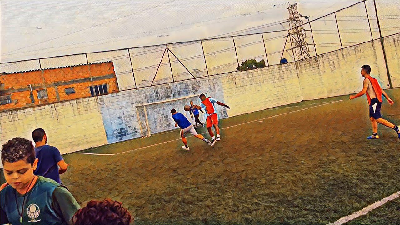 É POR ISSO QUE VOCÊ PRECISA APRENDER A ATACAR NO RACHÃO. - YouTube