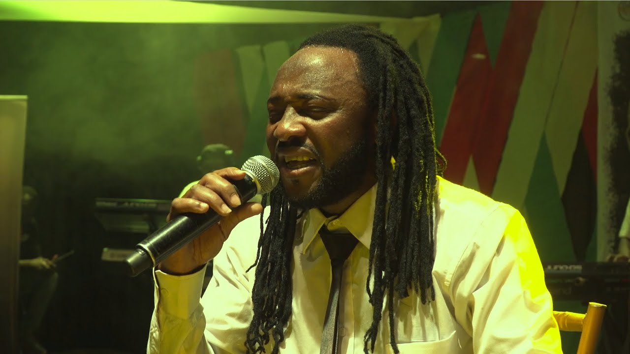 Musique: Grand concert de reconnaissance de Ismo Vitalo - YouTube