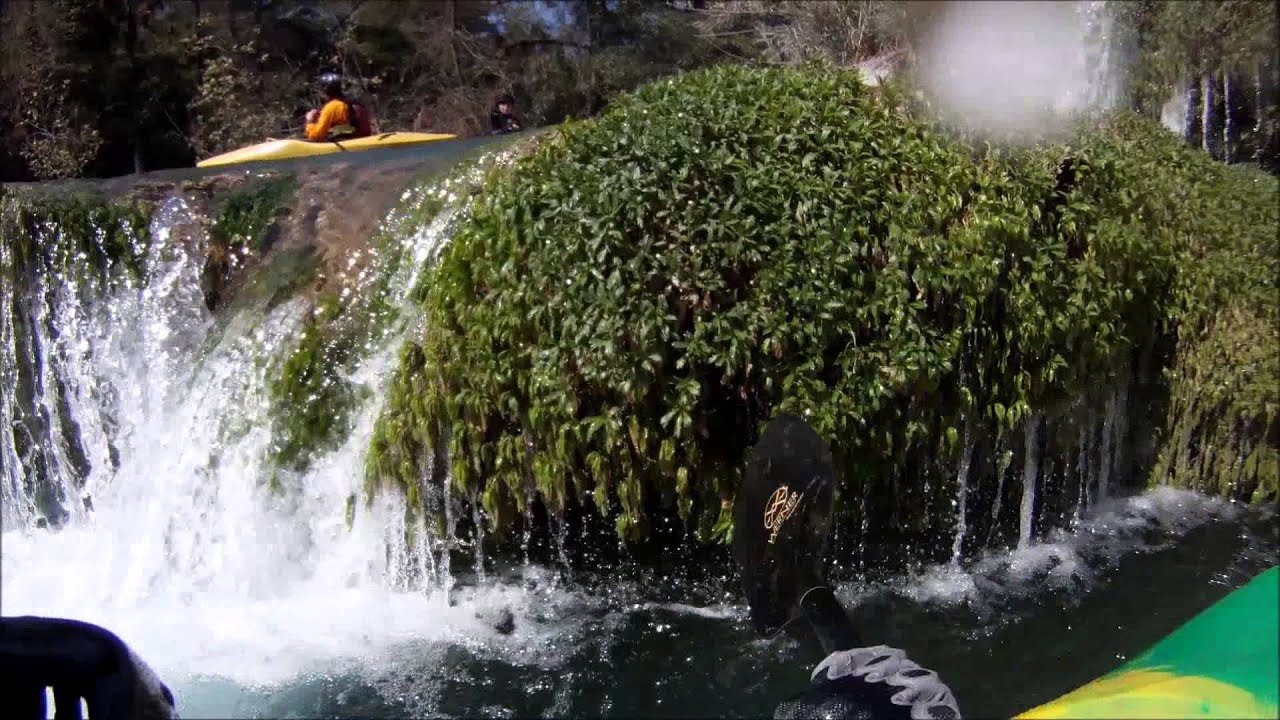 Kelly kayaking the El Salto river in San Luis Potosi Mexico - YouTube