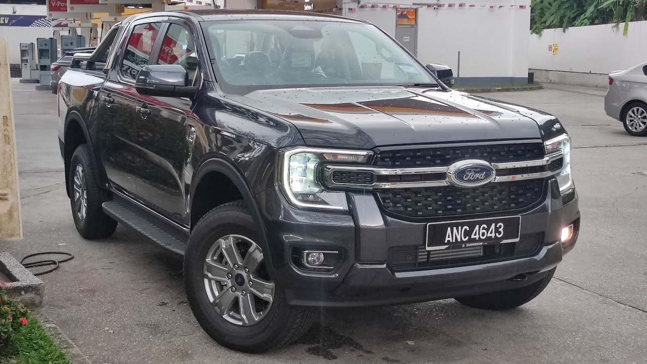 Deliver Ford Ranger XLT + customer di Melaka - YouTube