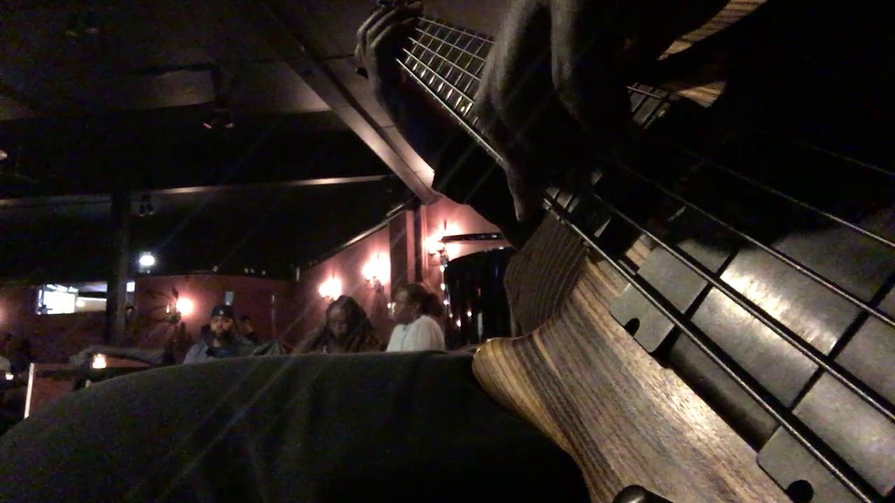 playing bass lines poetry jam - YouTube