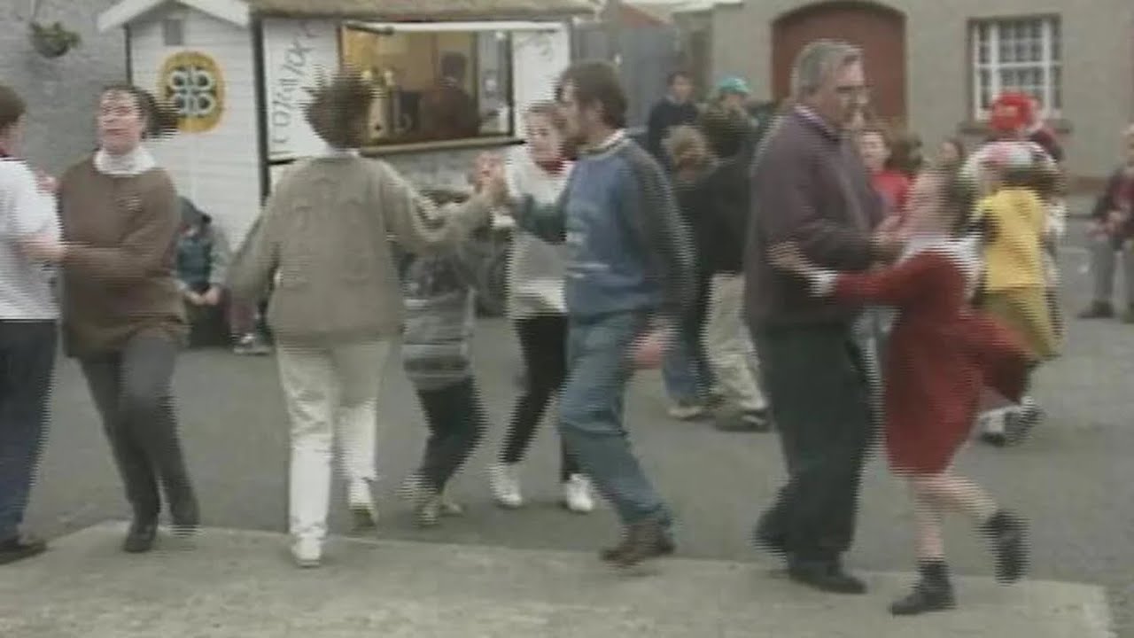Irish Dancing at The Crossroads, Dunleer, Co. Louth, Ireland 1994 - YouTube