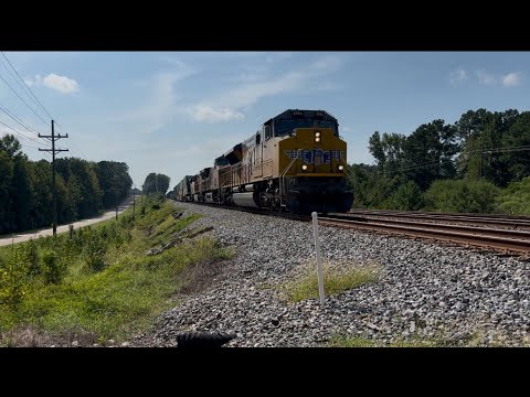 UP 3086 Leads intermodal I968 east through Simsboro! - YouTube