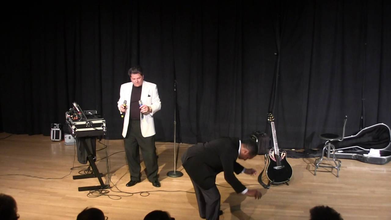 Bill Brown & Vic Rubino "My Girl" - YouTube