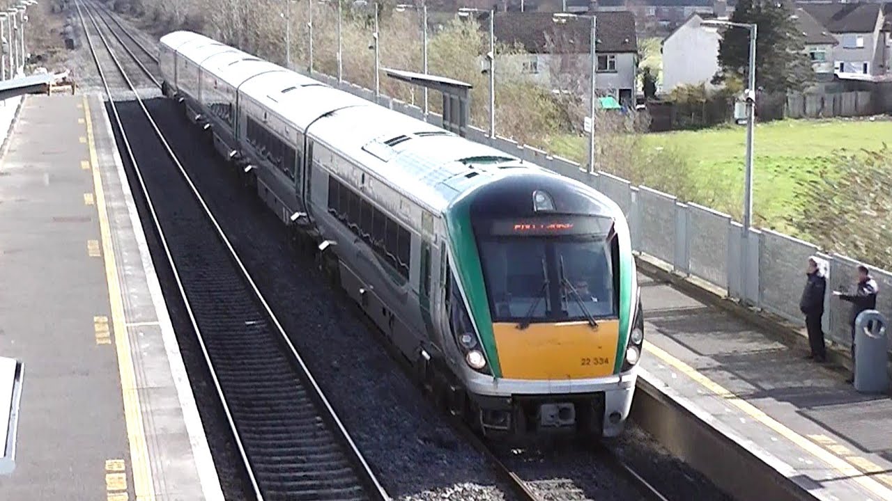 IE 22000 Class ICR Train number 22334 - Monasterevin, Kildare - YouTube