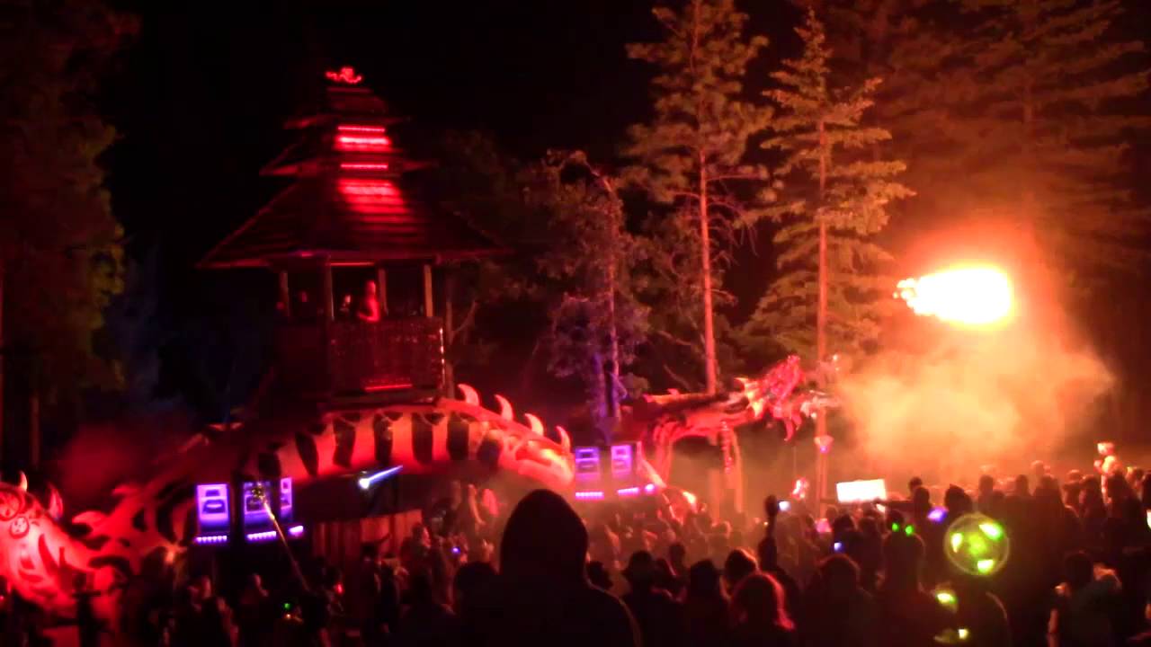 Solovox @ What The Festival Dragon Stage 2016 - YouTube