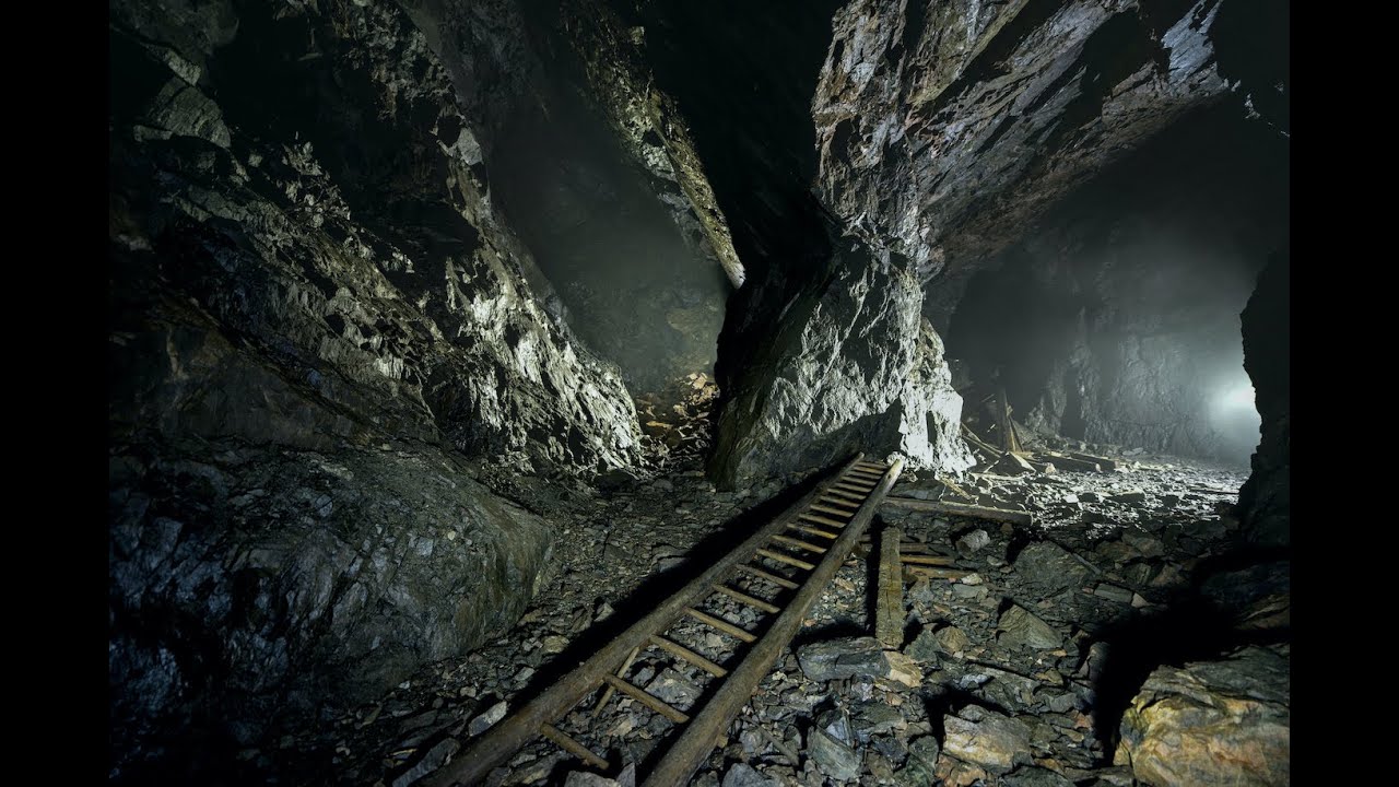 A day's walk in the old mine Lortopalt 198 - YouTube