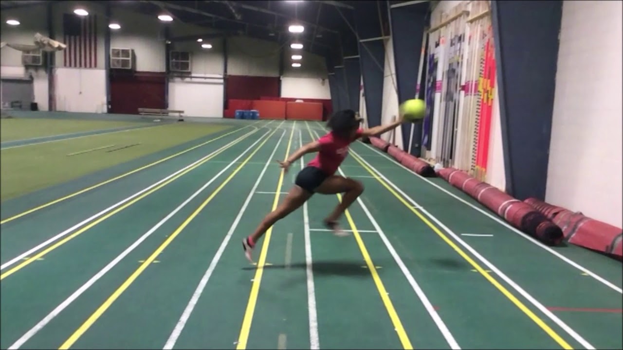 Single Leg Medball Toss From Staggered Start - YouTube