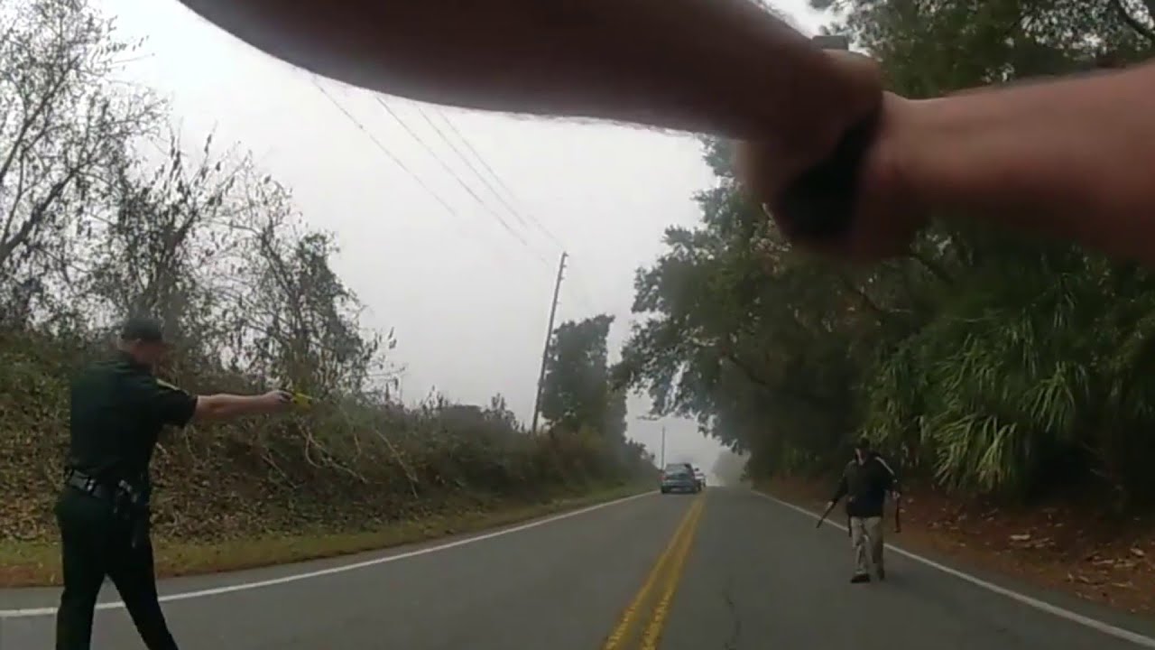 Video shows accused arsonist threaten Marion deputies with bat, machete ...