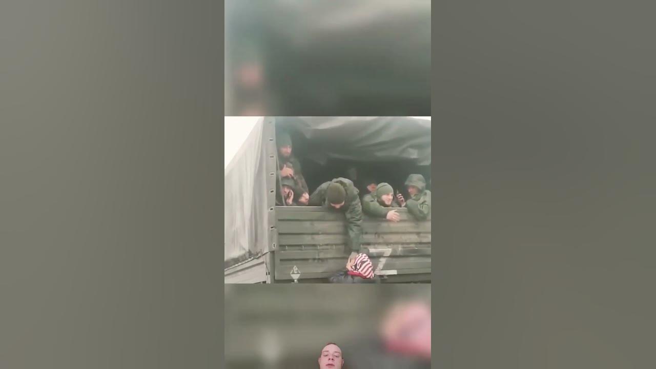 Не хочет отпускать сына Youtube