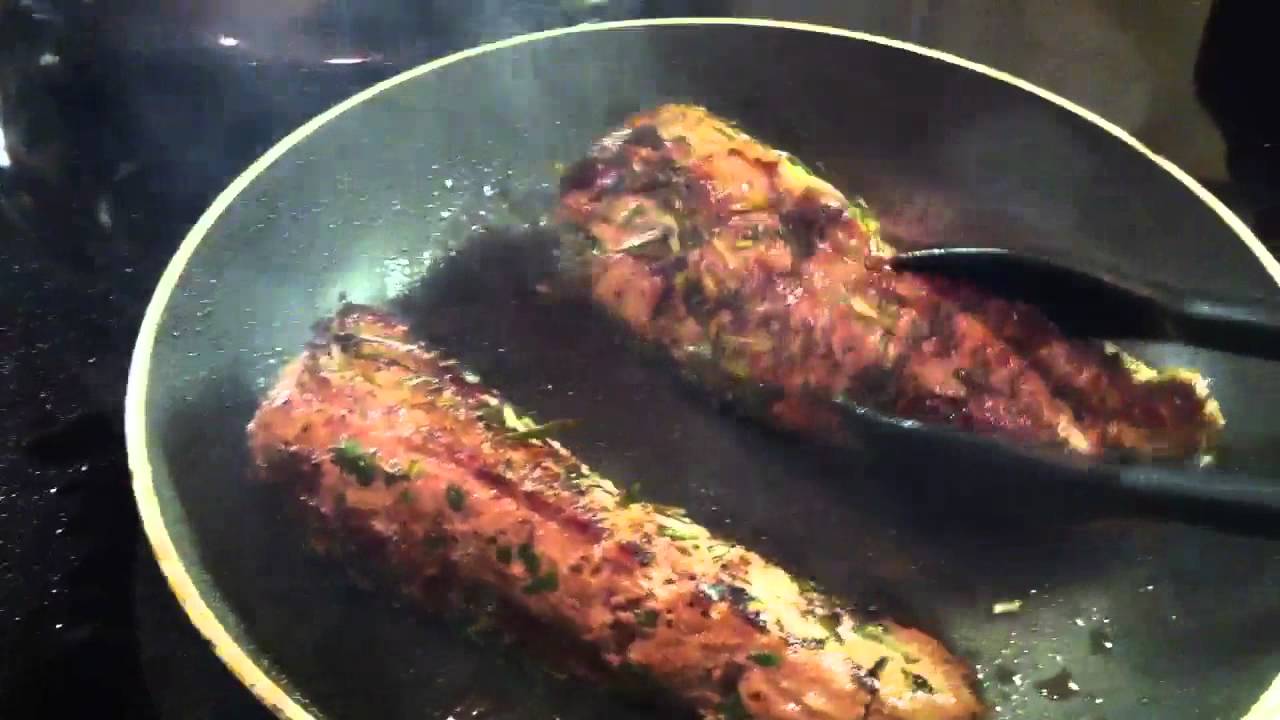 Sizzling beef tenderloin - 'Fast food' Roast beef - YouTube