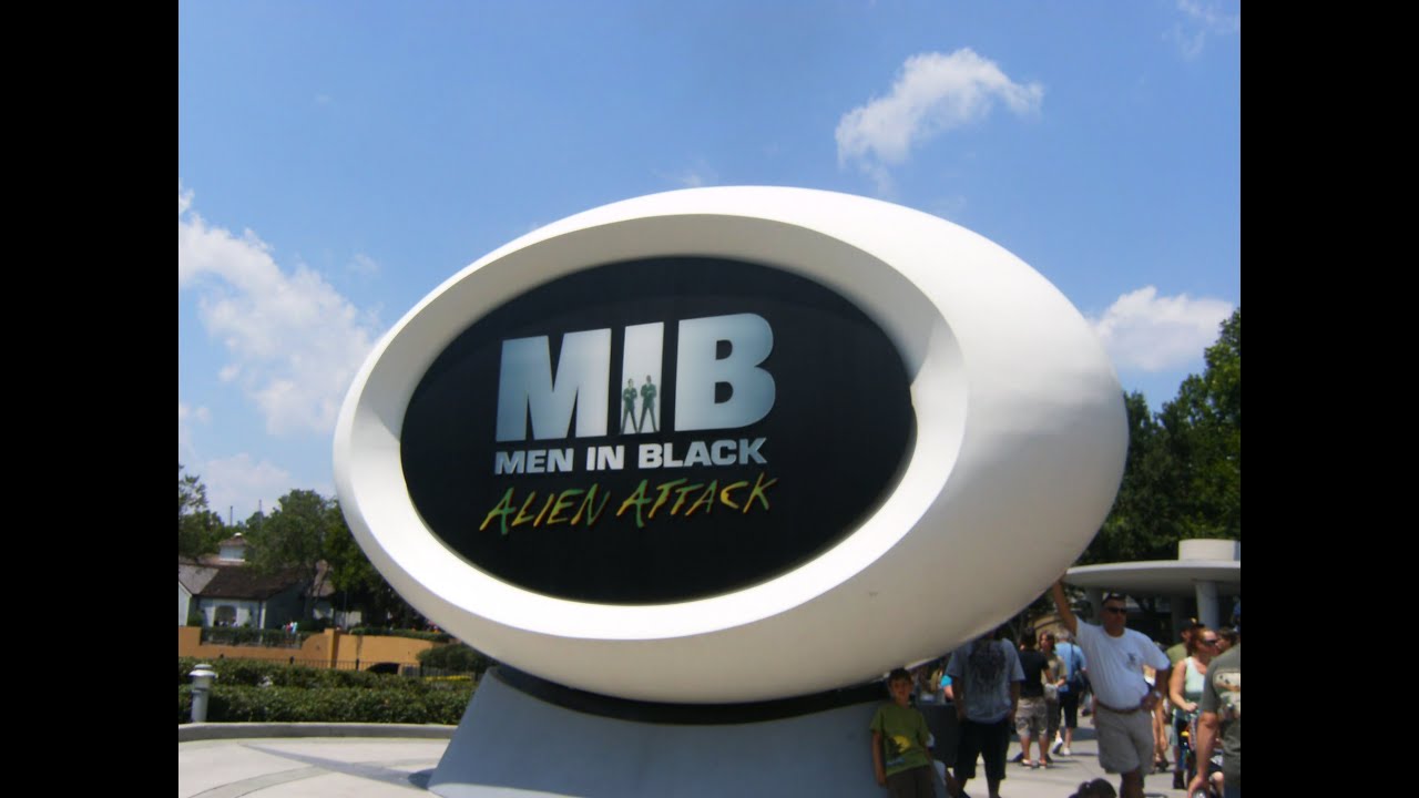Men in Black: Alien Attack Queue Universal Studios Orlando Florida POV ...