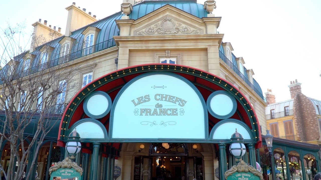 Lunch at Les Chefs de France in EPCOT | Walt Disney World - YouTube