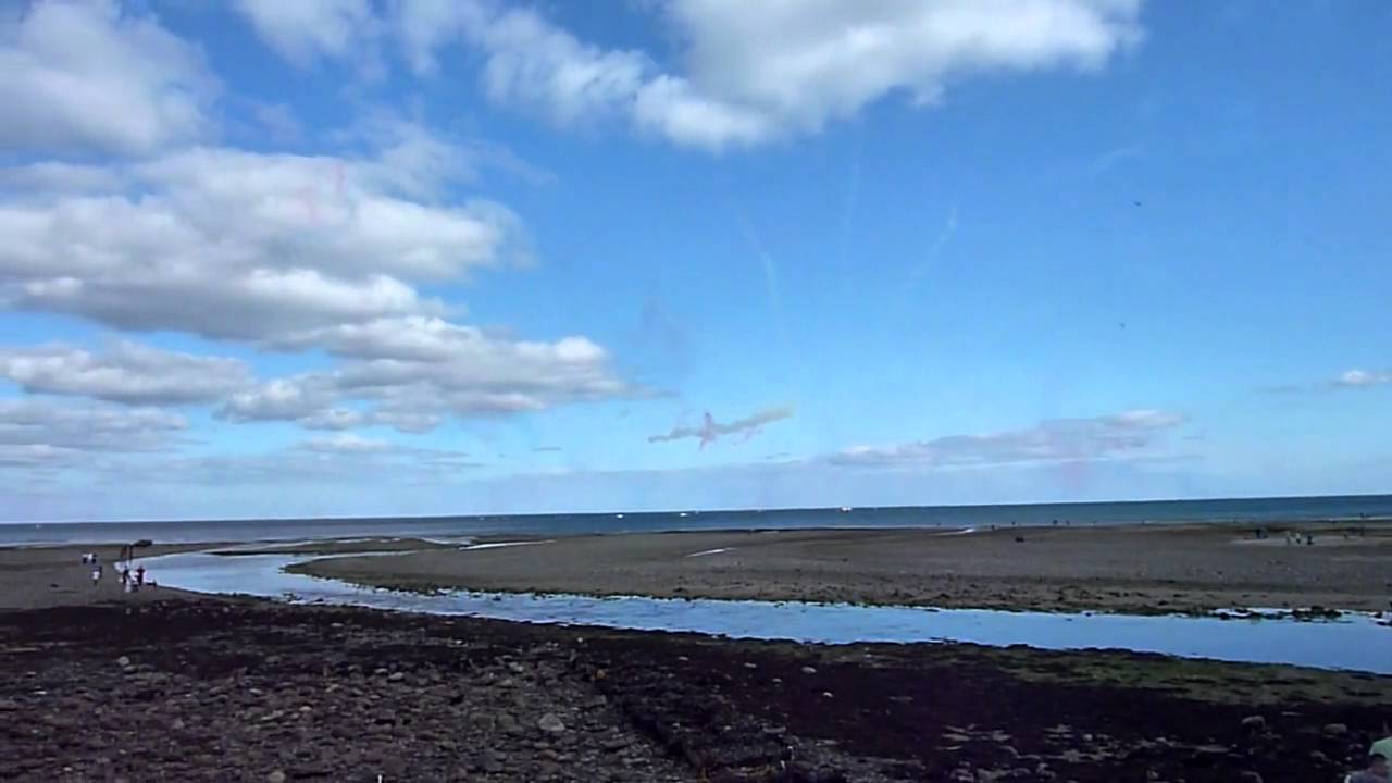 RAF Red Arrows - Infinity Break Formation - Newcastle, N.Ireland - Sat ...