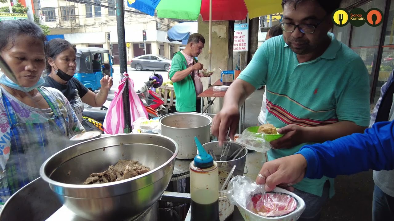 Lechon Pares | Philippine Street Food | Sarap Kumain - YouTube