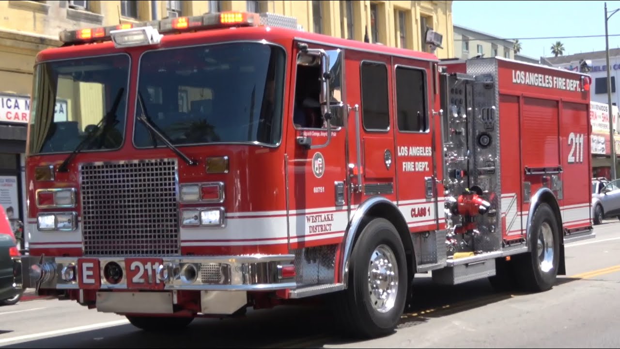 LAFD Engine 211 Responding - YouTube