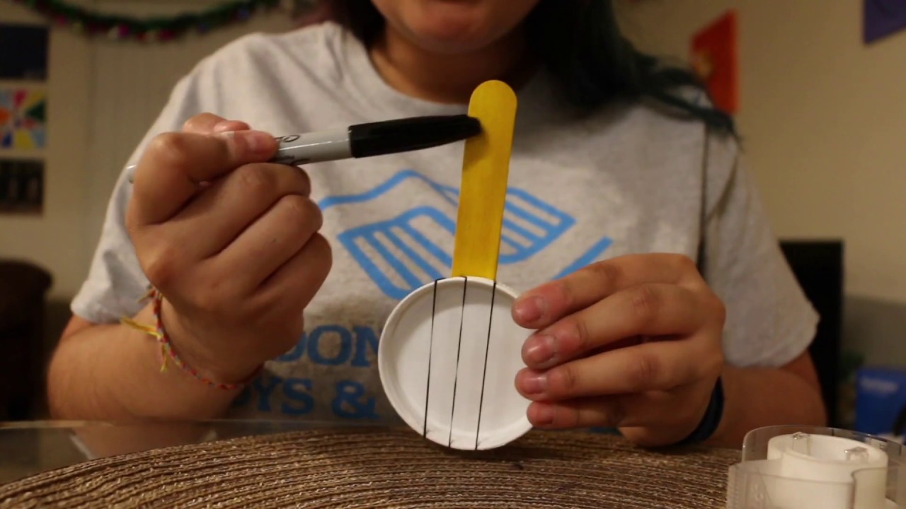 DIY Mini Banjo | Ms. Araceli's Crafts - YouTube