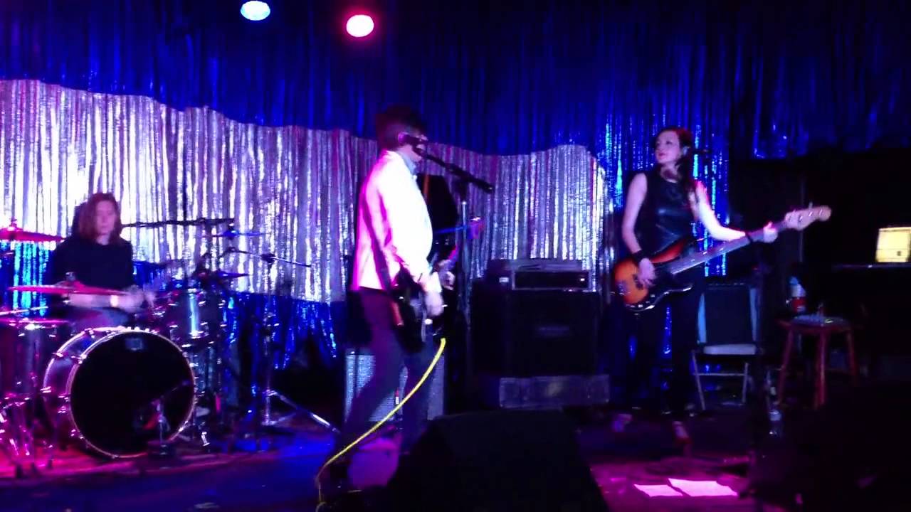 The Cold And Lovely Live "Ellis Bell" - YouTube