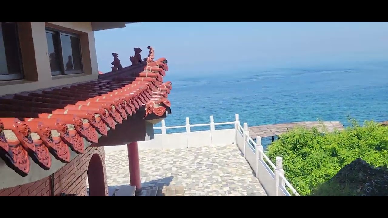 August 31, 2022 In Xiao Liuqiu island theirs a Beautiful Tempo look ...