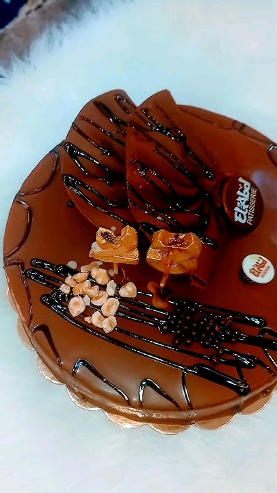 احلا تورتة فادچ لاحلي منه في الدنيا ️ ️ ️ ️ ️تورتةشيكولاتة تورتةعيدميلاد Food Youtube