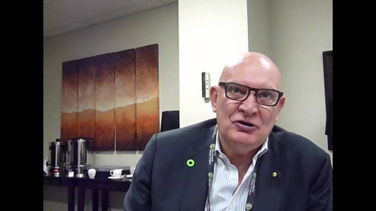 Journalists guide to reporting on bushfires - YouTube