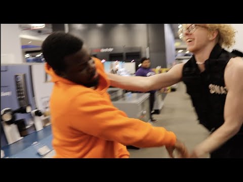 YO IS THAT DON STEVER?!?! - YouTube