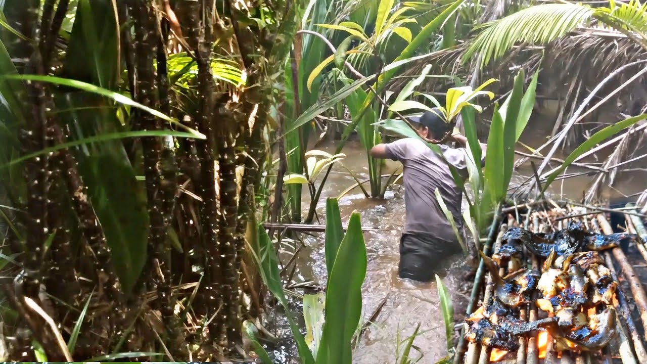 HANYA ORANG NEKAT MANCING DI RAWA PANDAN BERDURI,NIKMATIN IKAN ASAP ...