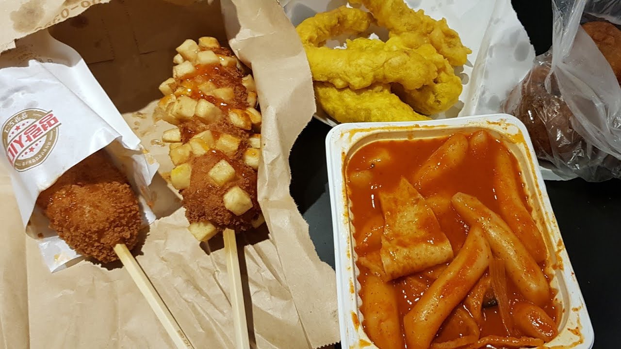 떡볶이 Stir-fried Rice Cake/핫도그 Hot dog/튀김 Deep-fried Glass Noodles in ...
