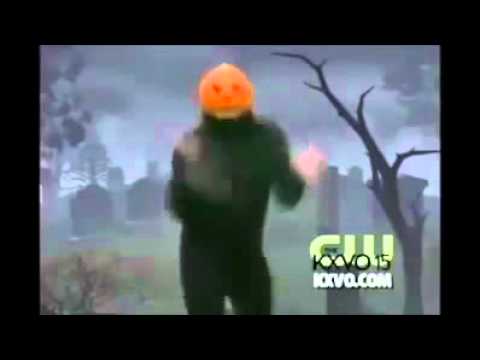 SPOOPY SCARY SKELETONS - YouTube